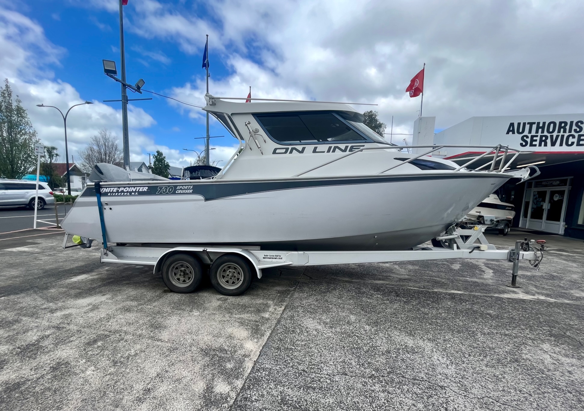 NZ Boat for sale White Pointer / 730 Sports Cruiser / 2016